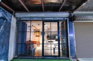 Entrada do alojamento