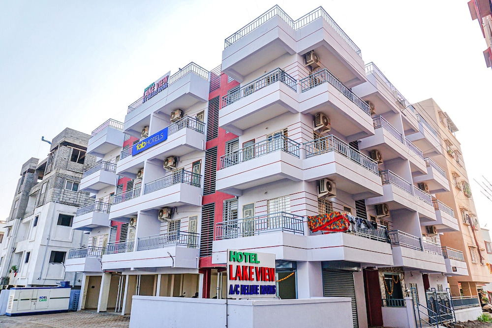 Fabhotel Lake View - Pune