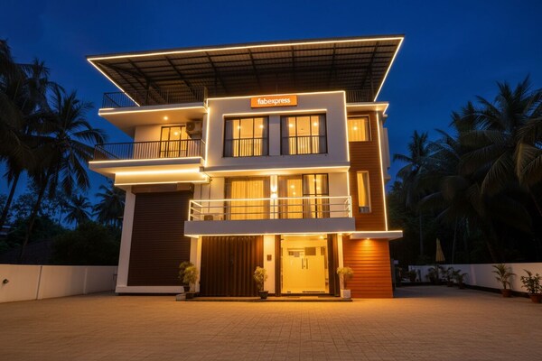 Fabhotel Holiday Suites - Goa