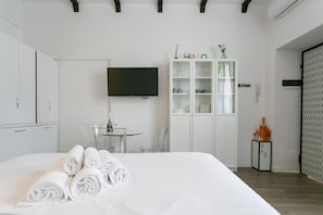 Apartamento Clássico | 1 quarto, lençóis de algodão egípcio, roupa de alta qualidade 