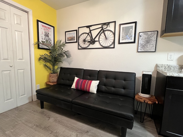 La Casita On East 7th Street - Austin, TX