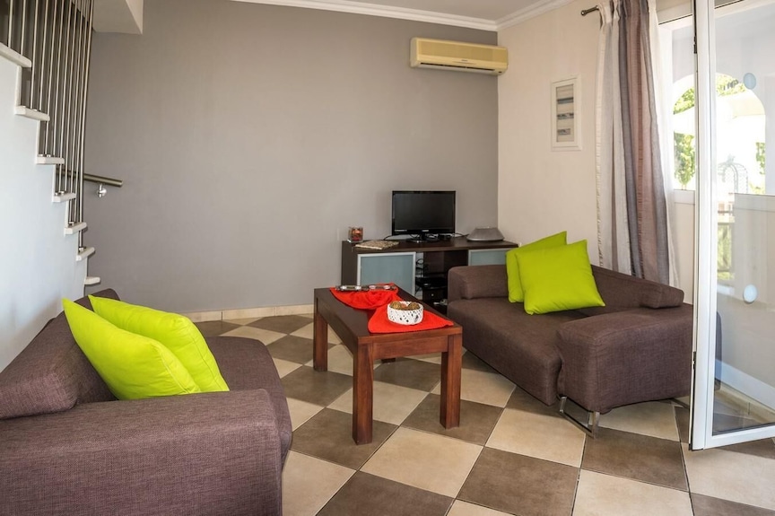 Villa Naisy - Two Bedroom Villa, Sleeps 4 - Zakynthos