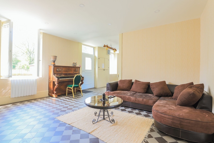 Gîte De Groupe De 15 Personnes Entre Arras & Amiens Totalement éQuipé. - Pas-de-Calais