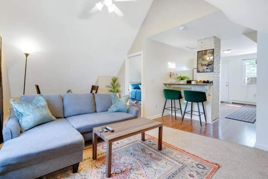 Weha Penthouse W/ Private Deck - Dinosaur State Park, Rocky Hill