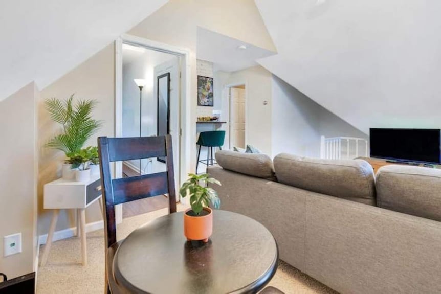 Weha Penthouse W/ Private Deck - Hartford, CT