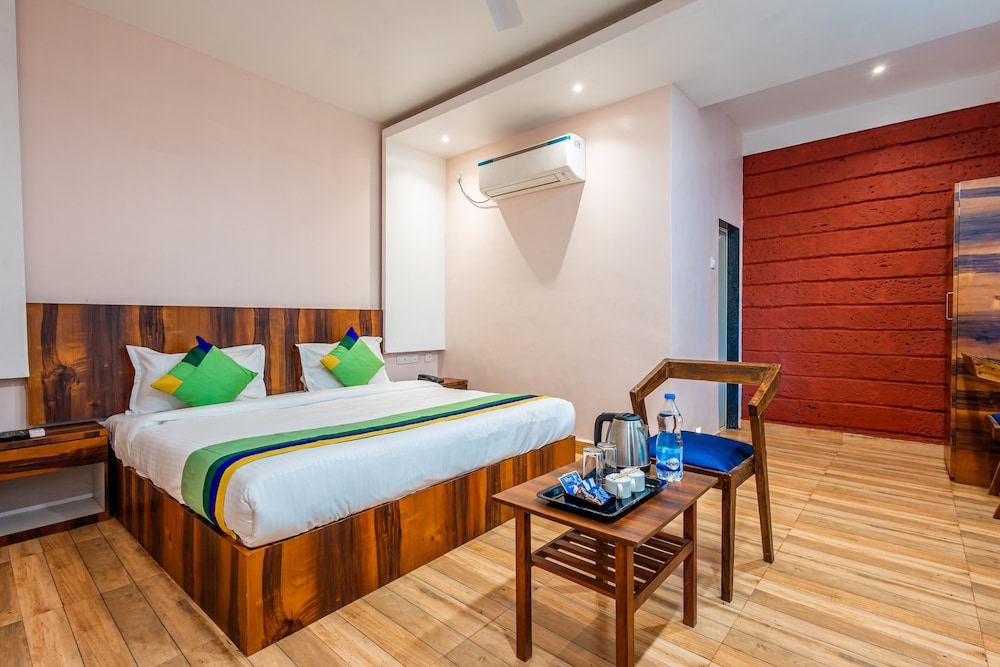 Treebo Salt Water Beach Resort - Murud