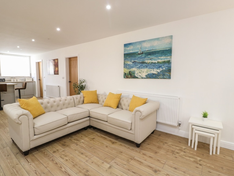 The Church, Pet Friendly, Character Holiday Cottage In Holyhead - Holyhead