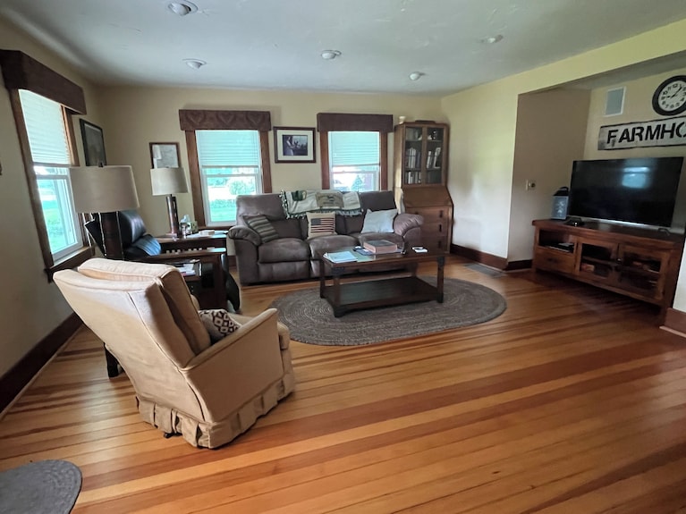 Historic Farm House Called Oak Cliff W/ Spectacular View Of Mississippi River - Illinois