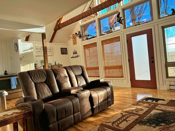 Cozy Indian Lake Chalet On Golf Course W/ Arcade Game Room. Close To Flight 93 - Indian Lake, PA
