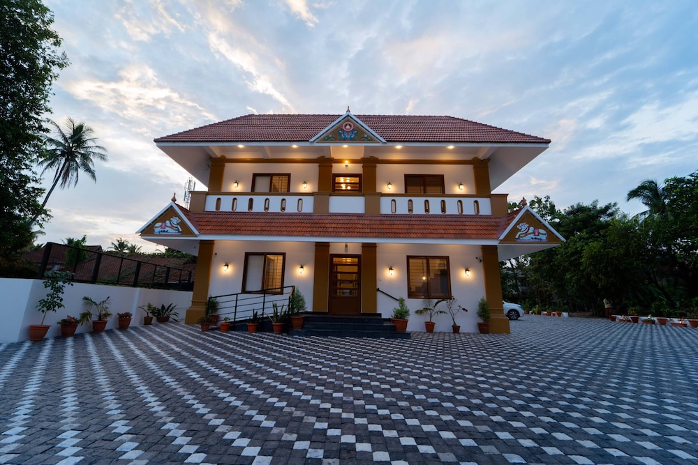 Treebo West Fort Divine - Thiruvananthapuram