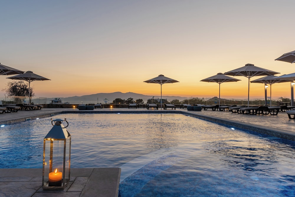 Evripus Suites Hotel - Naxos