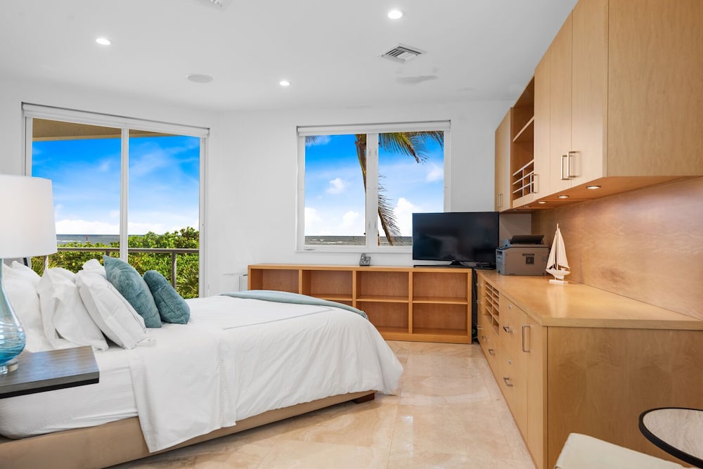 Luxury Oceanfront - Great For Family Escapes, Managed By Brampton Park - Boca Raton, FL