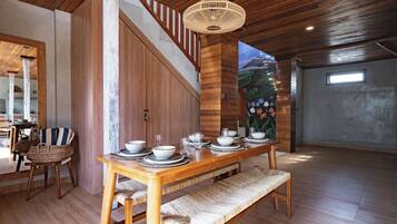 Villa, 3 quartos | Sala de jantar