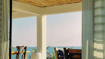 Villa de Luxo, 2 quartos, vista para o oceano, junto ao mar | 1 quarto, cofre com capacidade para portátil, Wi-fi grátis
