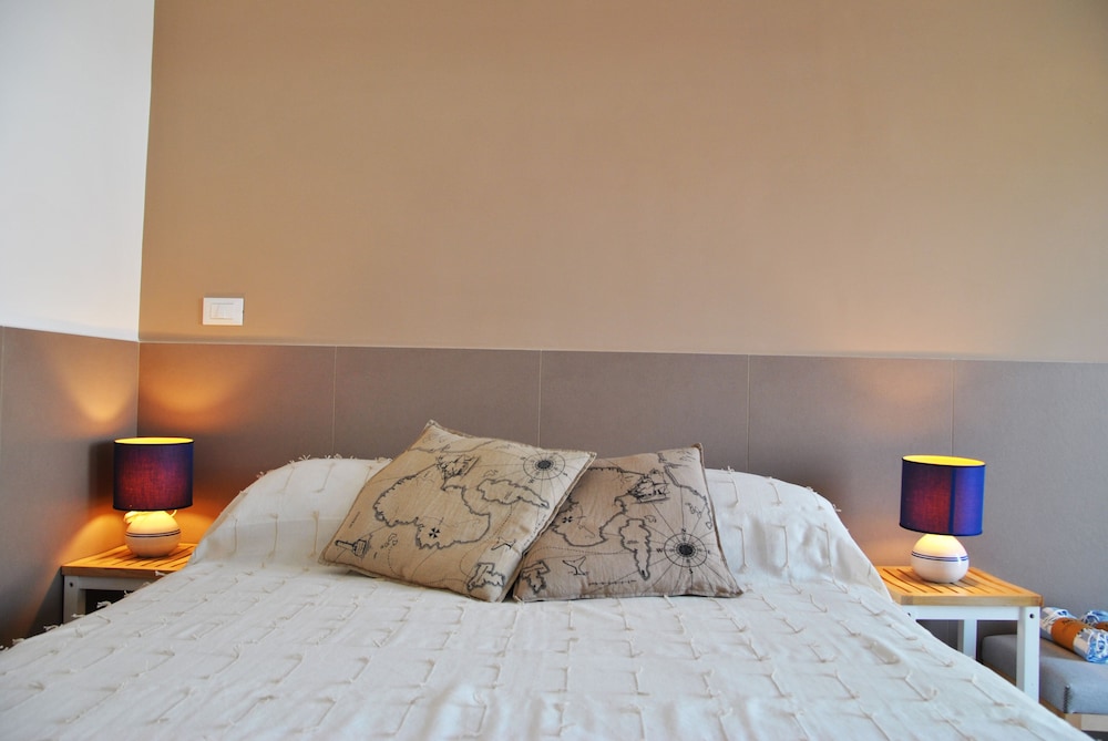 La Bouganville A 200 Mt Dal Mare - Sperlonga