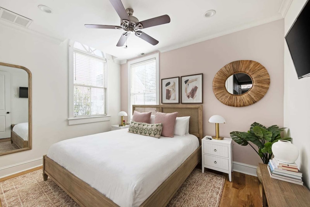 The Chapel - Downtown Charleston - 5br/4ba - Charleston, SC