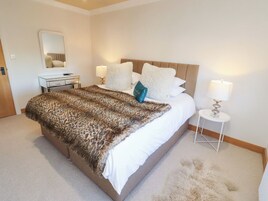 Casa de Campo | 1 quarto, com decoração personalizada, com mobília individualizada 