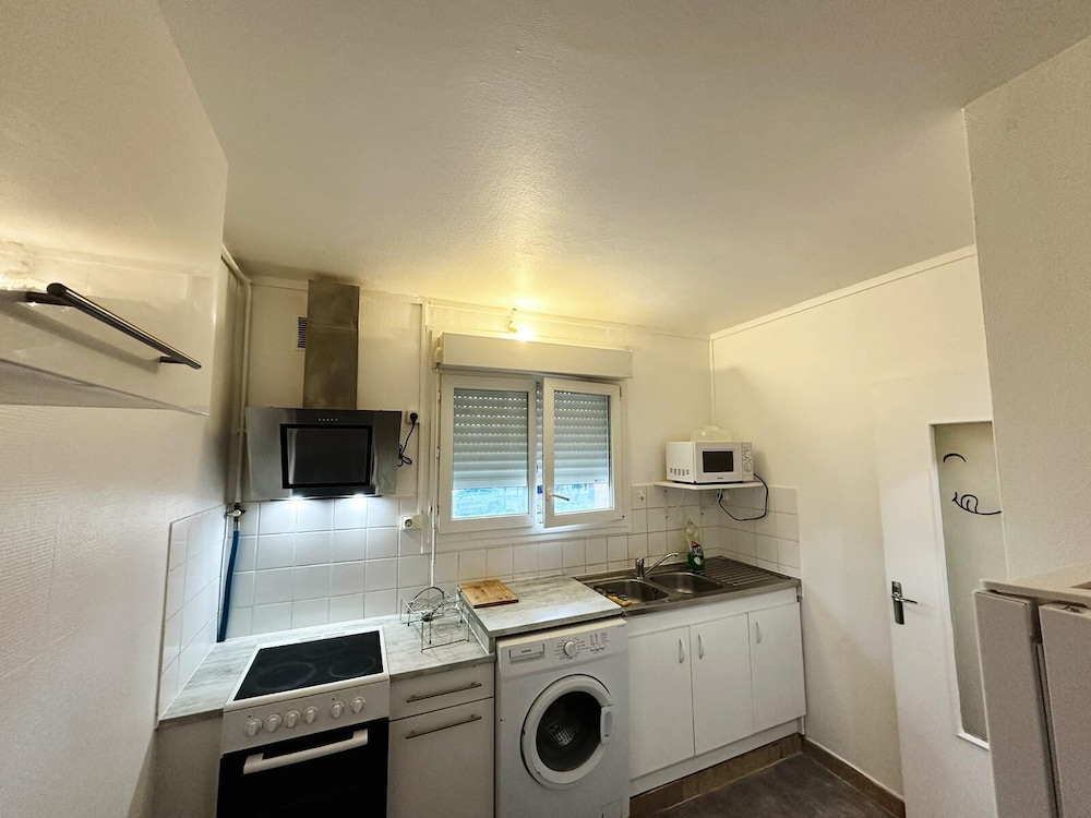 Studio - All Inclusive - Proche Aéroport Cdg & Orly/paris/disney/châteaux - Noisy-le-Grand