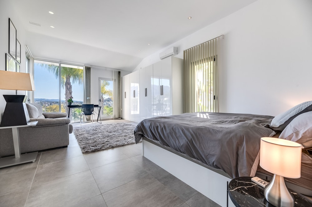 Villa 'Maria' Benahavis With Private Pool, Wi-fi And Air Conditioning - Istán