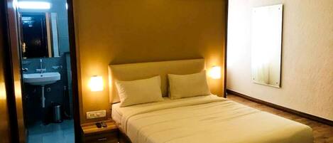 Secretária, Wi-fi grátis, roupa de cama fornecida