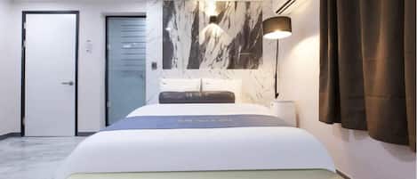 Quarto Premium | 1 quarto, roupa hipoalergénica, edredões de penas