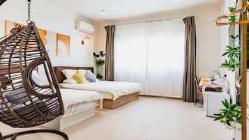 Quarto Familiar, várias camas | 1 quarto, com decoração personalizada, com mobília individualizada