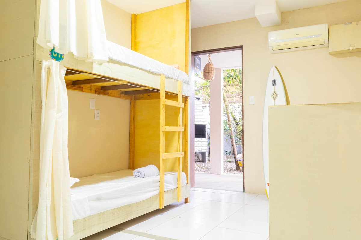 Dormitório compartilhado standard, em dormitório misto | 1 quarto, Wi-Fi de cortesia, roupa de cama