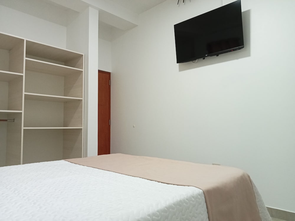 Apartamento Matrimonial Superior, Equipada A Full Con Todo Lo Necesario Para Ti - Pucallpa