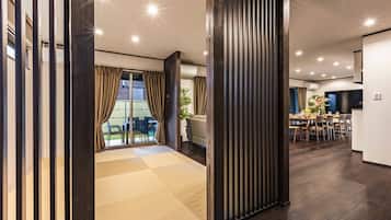 Villa Design | 3 quartos, cortinas/cortinados opacos, ferro/tábua de engomar