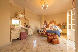 Quarto Cidade, 1 quarto, não fumadores, Vista para a cidade | Lençóis de algodão egípcio, roupa de alta qualidade, edredões de penas
