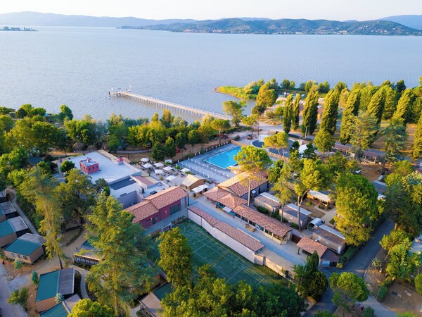 Trasimeno Glamping Resort - Umbria