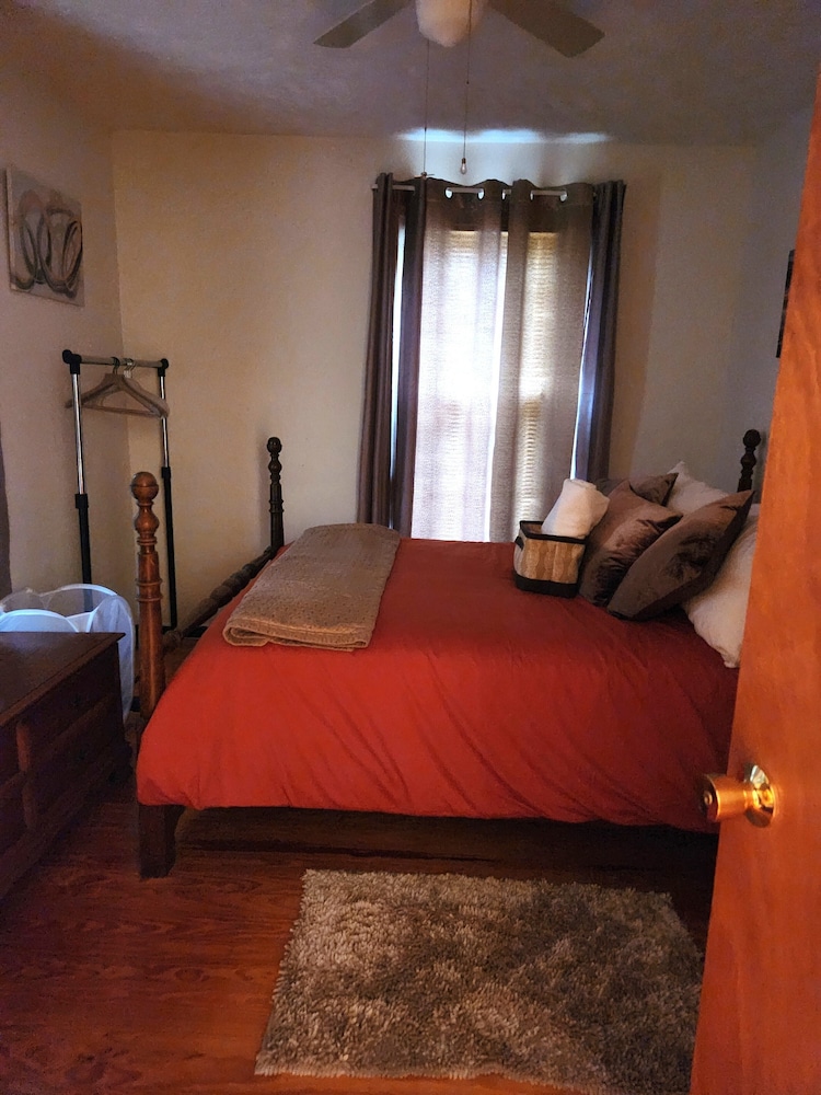 The Verge Street Villa! - Clifton Forge West | Vrbo