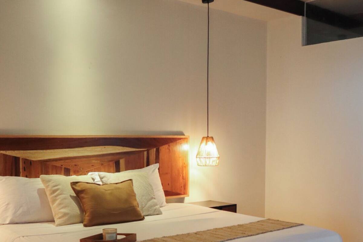 Quarto Duplo, vista para a piscina | Com mobília individualizada, Wi-fi grátis, roupa de cama fornecida