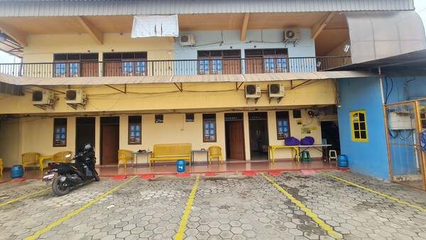 Oyo 威斯玛苏布尔伊斯兰旅馆 - 北加浪岸