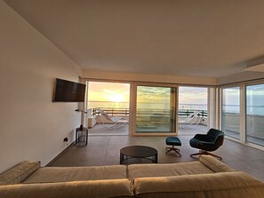 Suite Panorâmica | Vista para a água