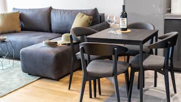 Apartamento Exclusivo | Sala de estar | TV de ecrã plano
