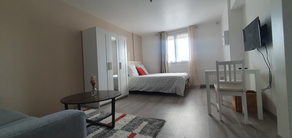 Studio Grand Confort à Houilles - Saint-Germain-en-Laye