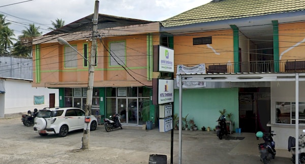Oyo 93411 Syariah Hotel Tomborang - Mamuju