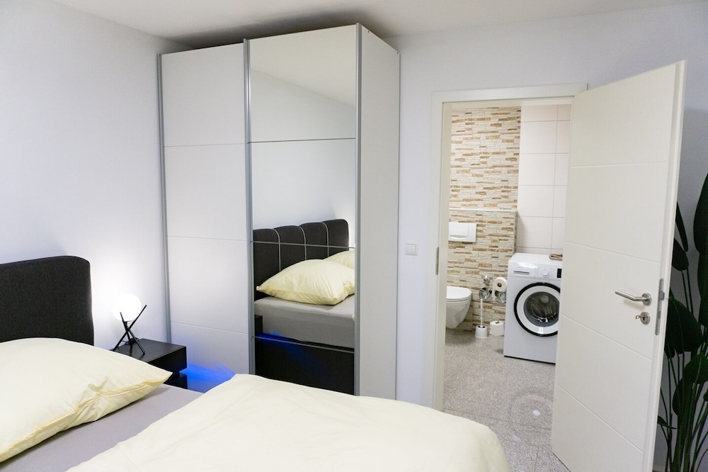 Willkommen In Unserer Charmanten Und Stilvollen Wohnung! - Bonn