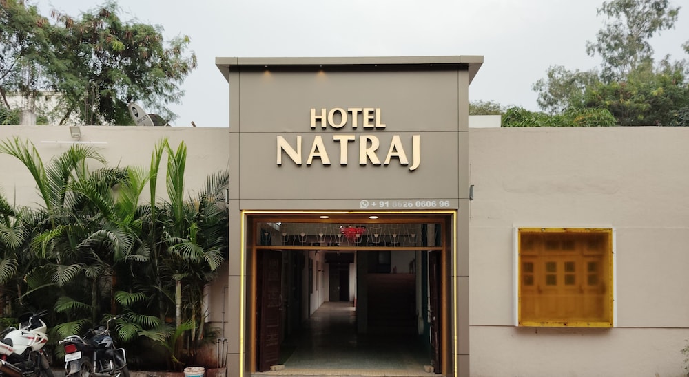 6 Cr Hotel Natraj Aurangabad - Aurangabad