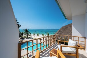 Quarto casal clássico | Terraço/pátio