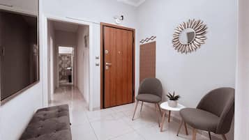 Apartamento | 2 quartos, secretária