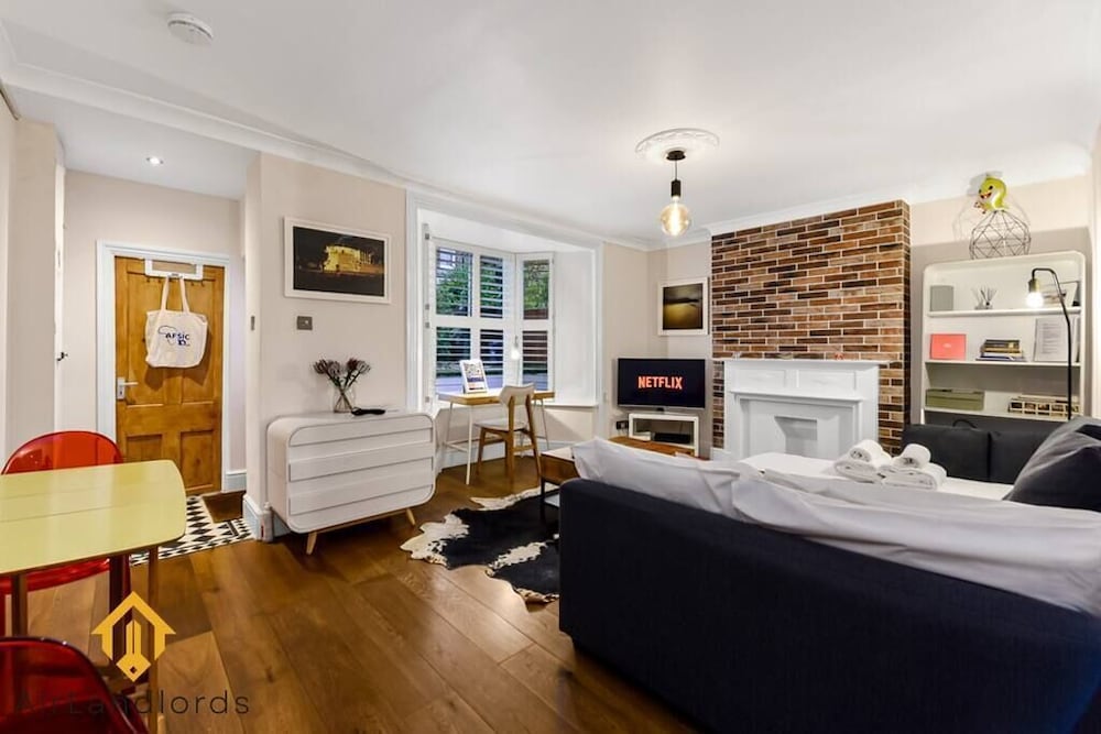 Hackney Exclusive 1 bedroom Apartment in Hackney! - London | Vrbo