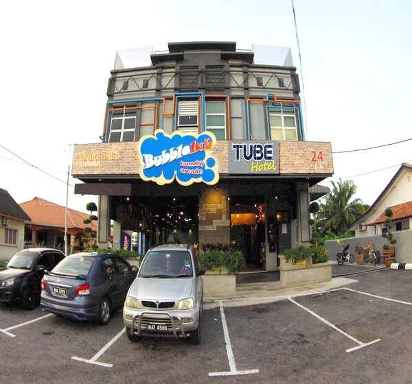 Oyo 90899 Tube Hotel Melaka - Klebang Besar