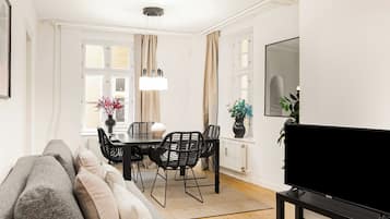 Apartamento, 2 quartos | Sala