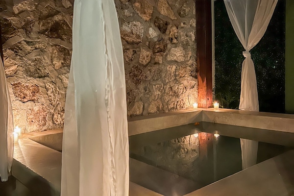 1 quarto, Wi-Fi de cortesia, roupa de cama