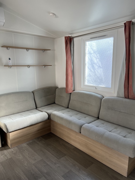 Mobilohme Ca65 Camping * Vias Plage 6/8 Personnes - Bessan