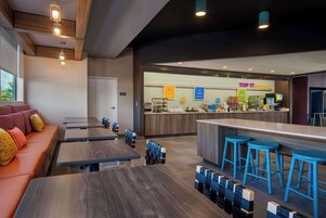 Pequeno-almoço tipo buffet diário incluído 