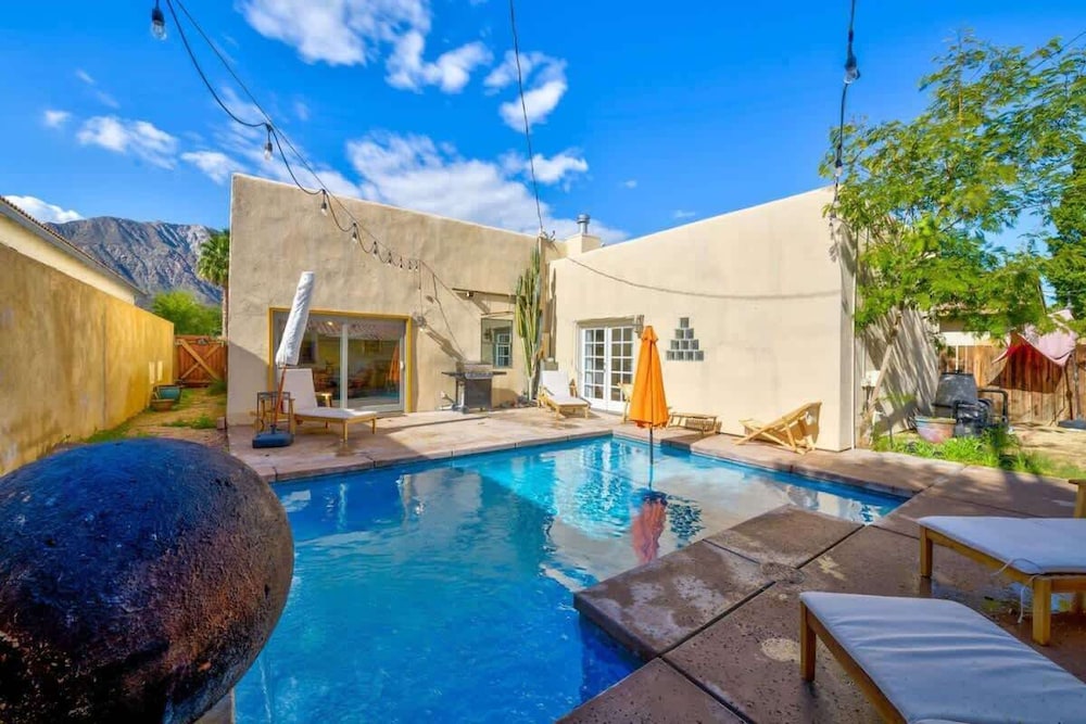 La Quinta Casita with Private Pool View - La Quinta | Vrbo