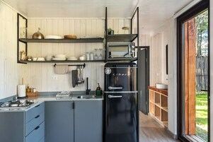 Cabana | Cozinha privada | Geladeira, micro-ondas, torradeira, mixer de alimentos